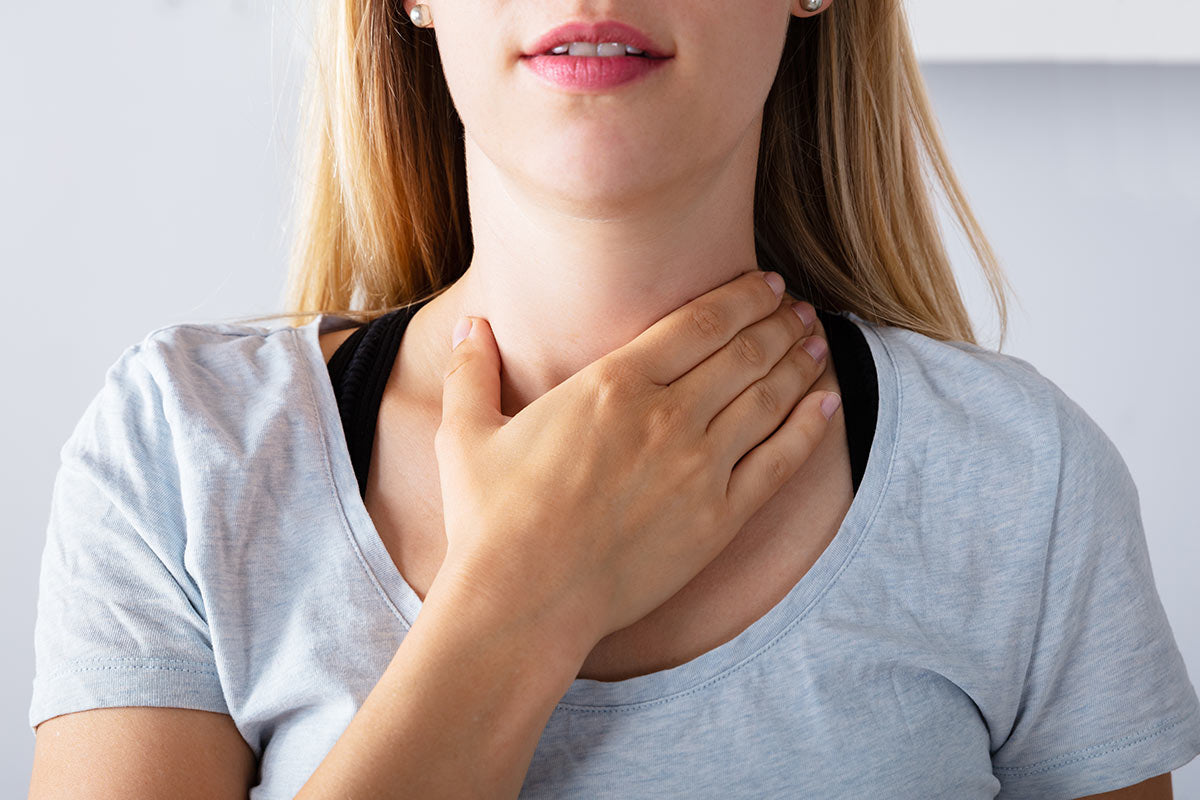 7 warning signs of a thyroid problem | Peak Pure & Natural